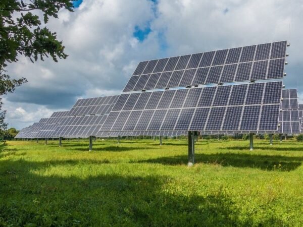 Types of Solar Panel Structures: Mounting, Roof & Ground